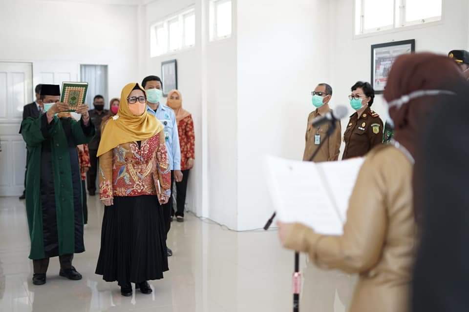 Siti Hamnah Resmi Dilantik Jadi Direktur PT BME ~ KITAMUDAMEDIA