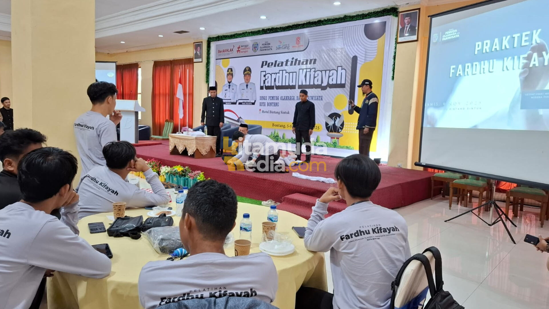 Pemuda Bontang Antusias Ikuti Praktik Fardhu Kifayah, Dispopar Tanamkan ...